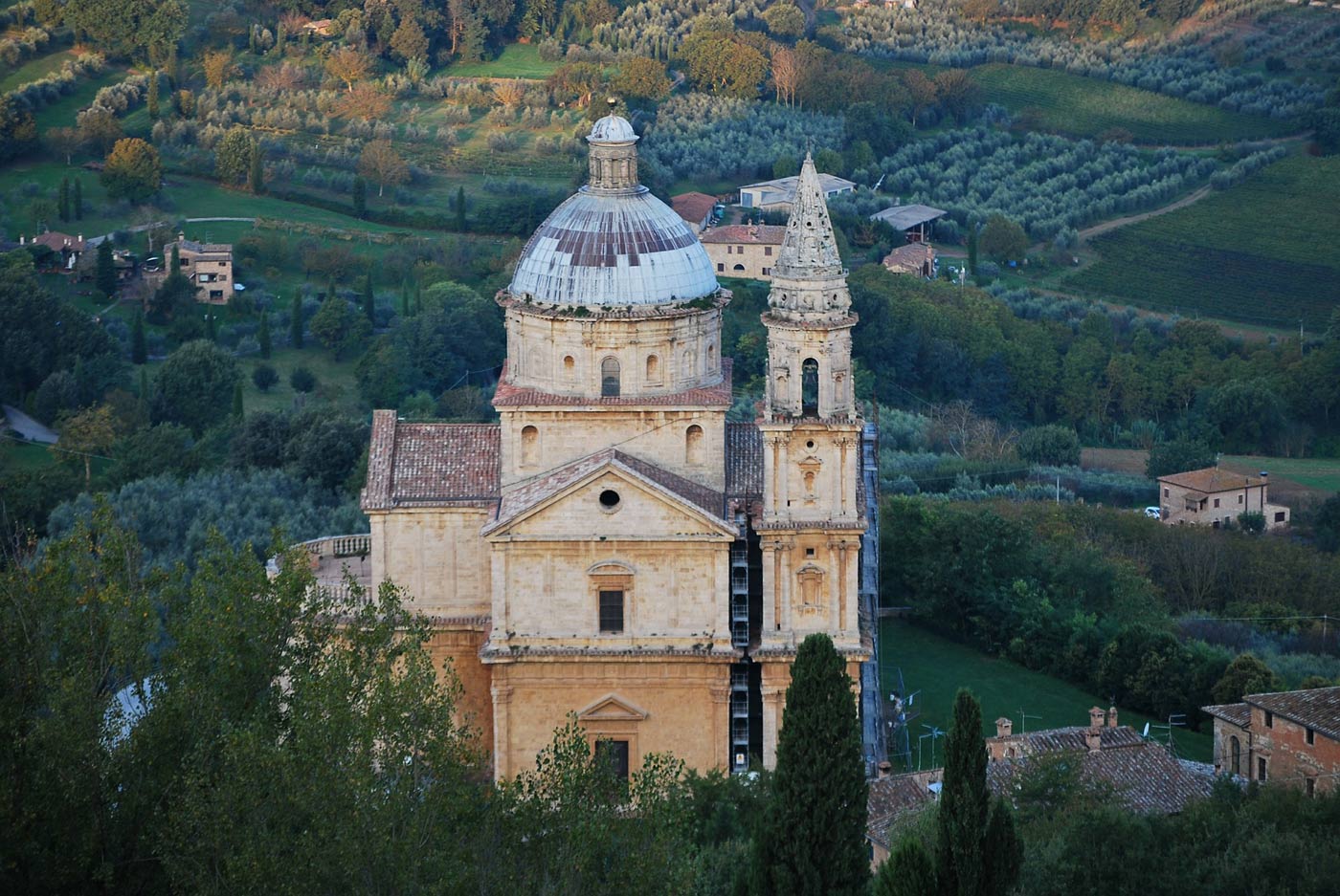 Must-visit in Montepulciano: the Temple of San Biagio, built 500 years ago